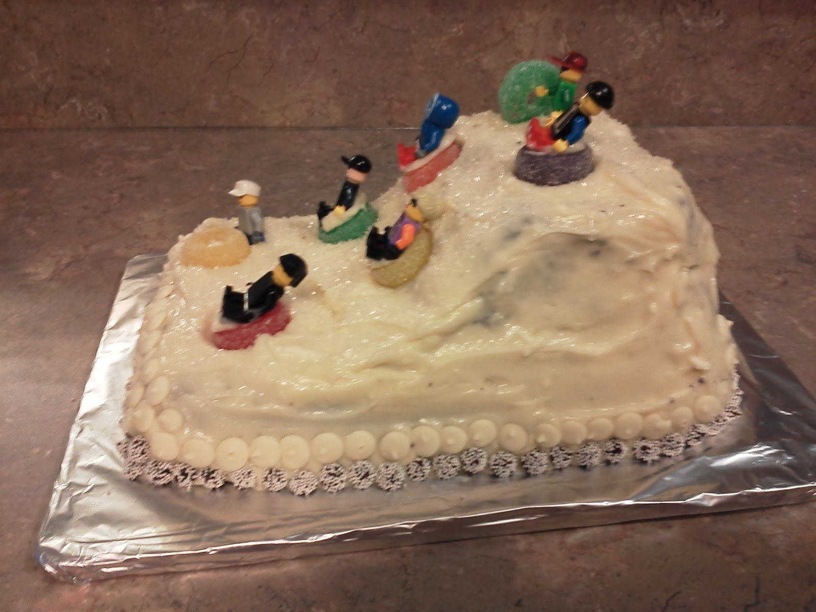 Pocono Pabulum for Mind & Body: 5th Birthday Cake (snow tubing party!)