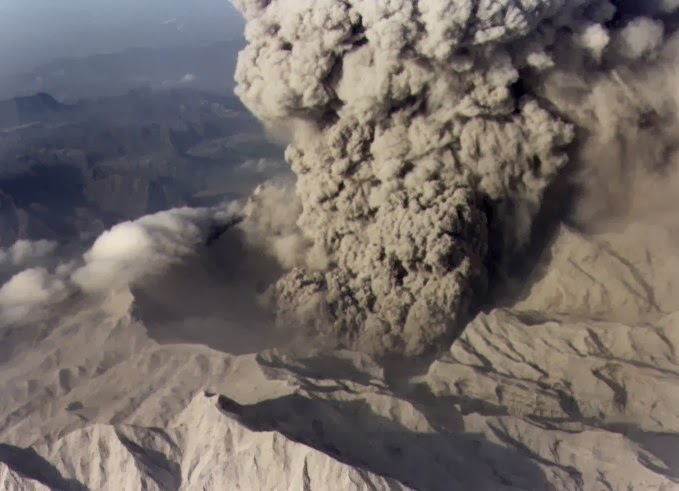 Urban Explorer: Behind Clark Air Base...