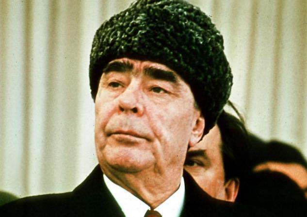soyons-suave: Leonid Brejnev présente l'Instant Fourrure de Soyons-Suave.