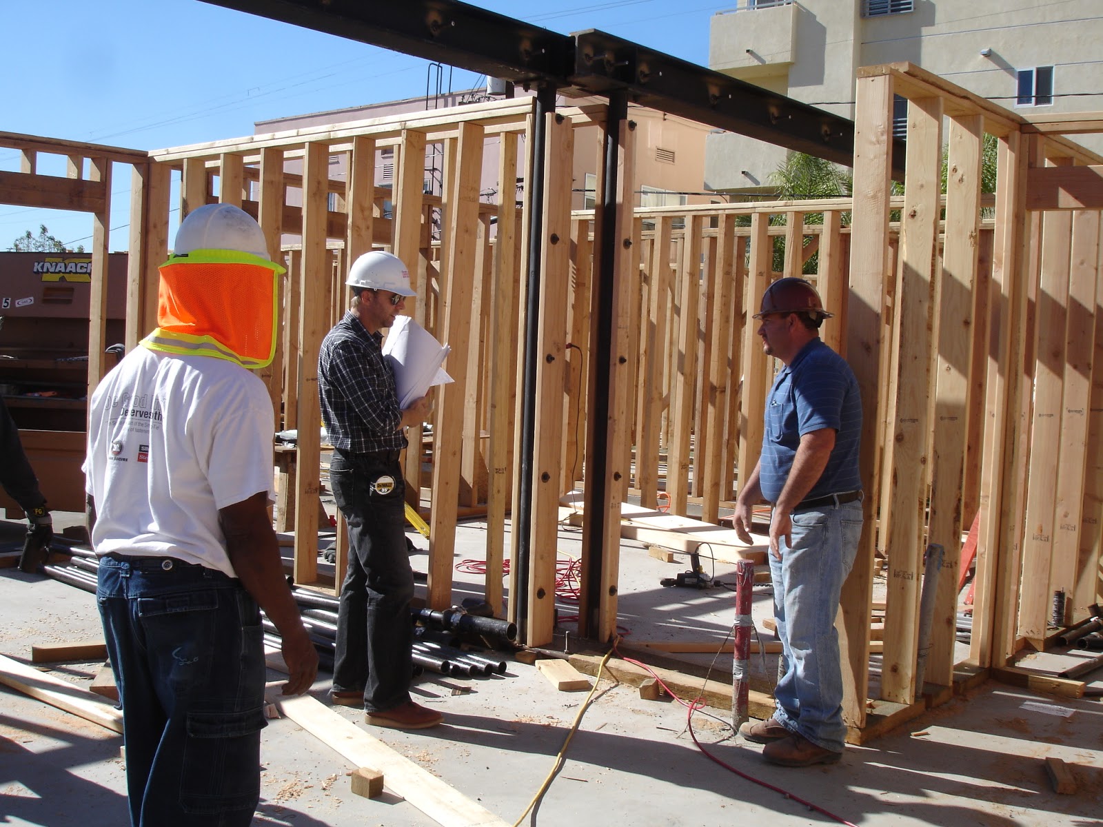 PSL Architects: The Serrano - Construction Observation