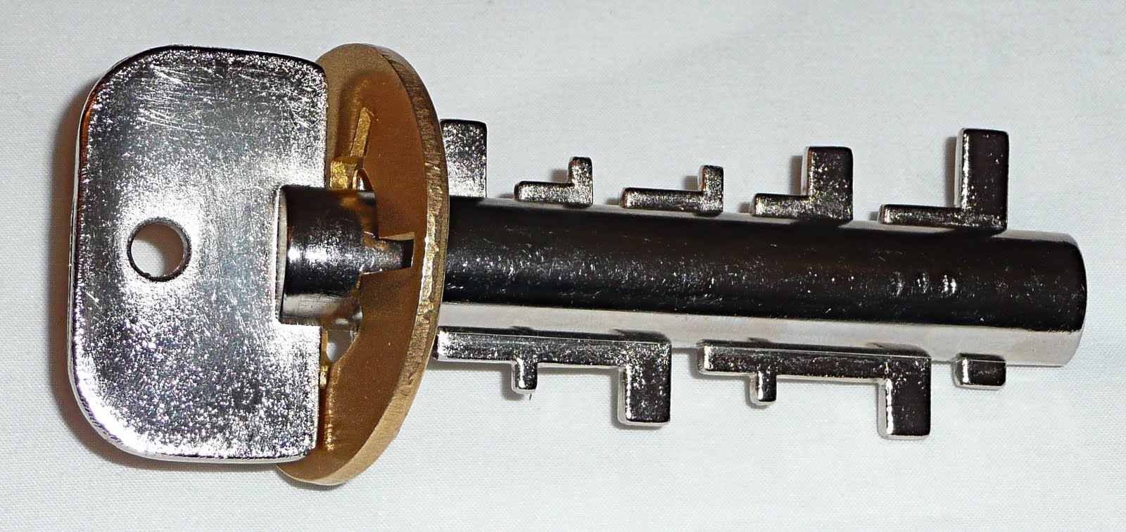 PuzzleMad: Free the Key