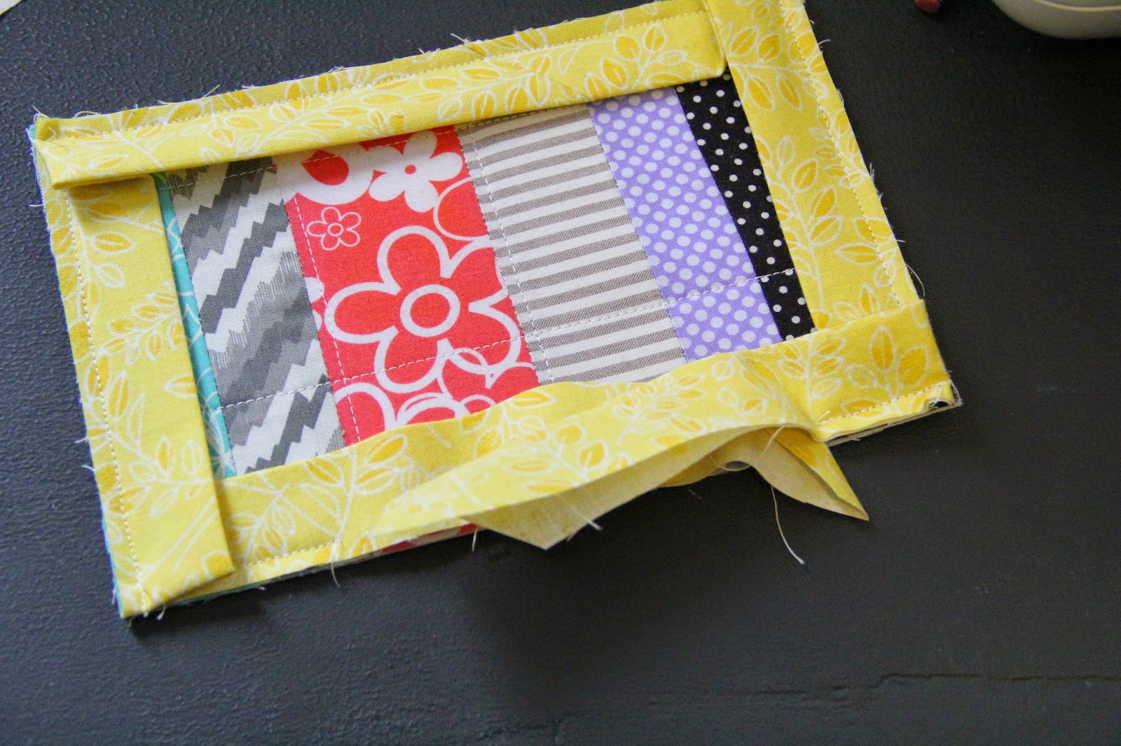 No Ordinary Sparrow: Mug Rug Tutorial