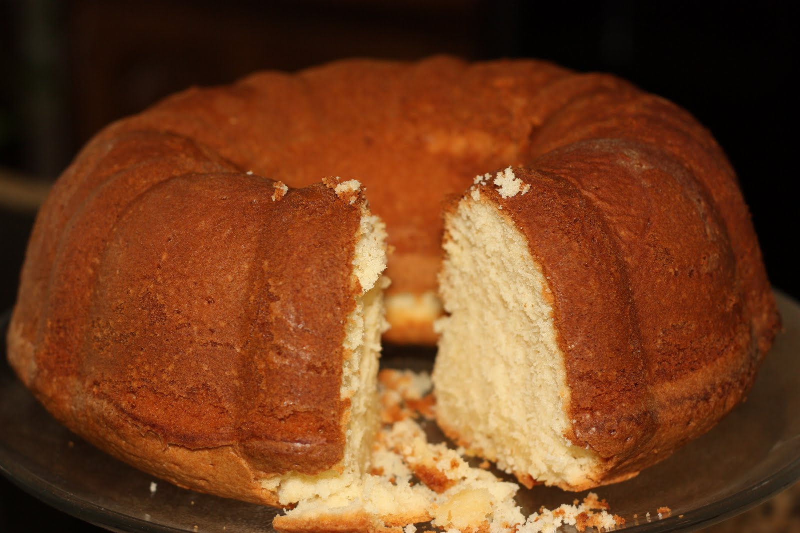 Want to get Crafty?: Yum Yum: 7-Up Cake