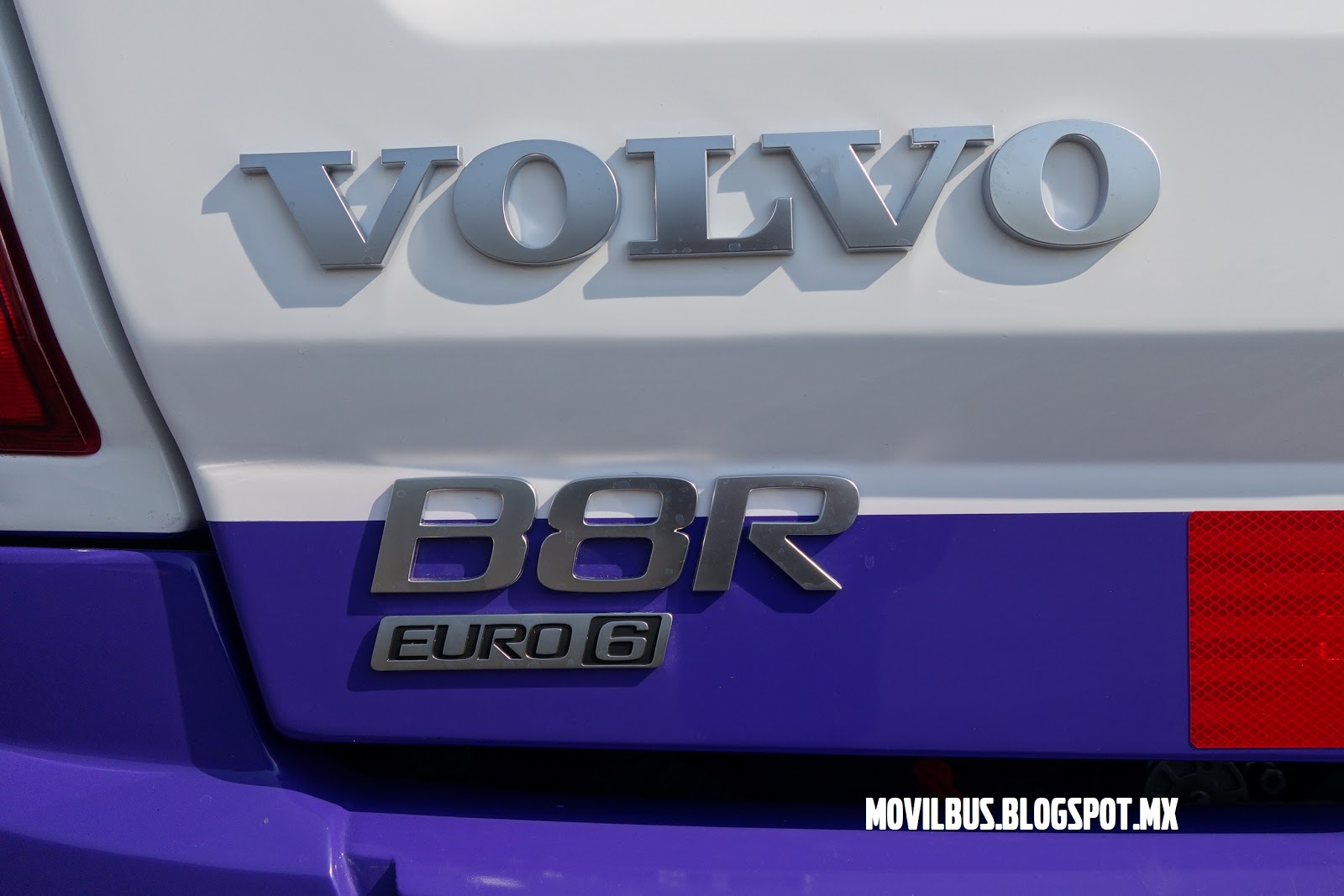 VOLVO B8R/AYCO COSMOPOLITAN.