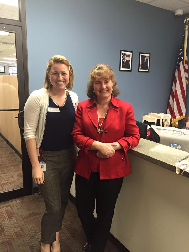 Pam Hendrix takes on Chuck Williams in official independent run for ...