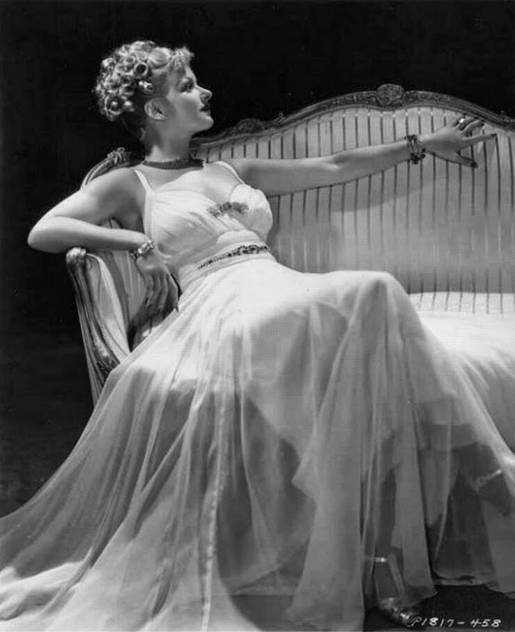 Slice of Cheesecake: Joan Bennett, pictorial