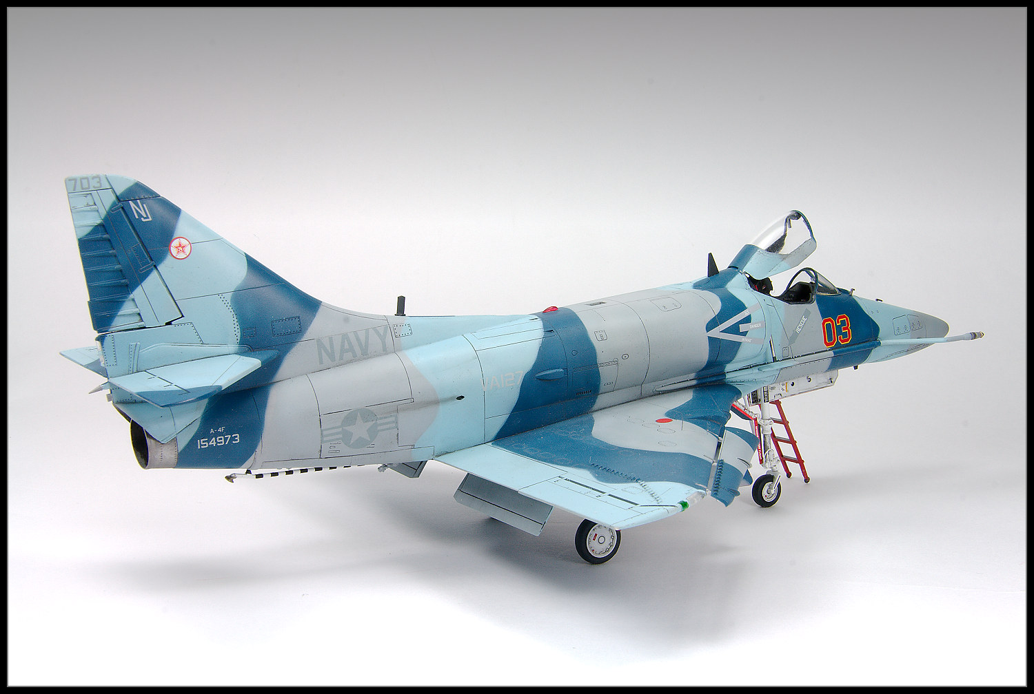 The Hamfisted Modeller: 1/48 Hasegawa A-4F Superfox (Skyhawk) "Cylon 3 ...