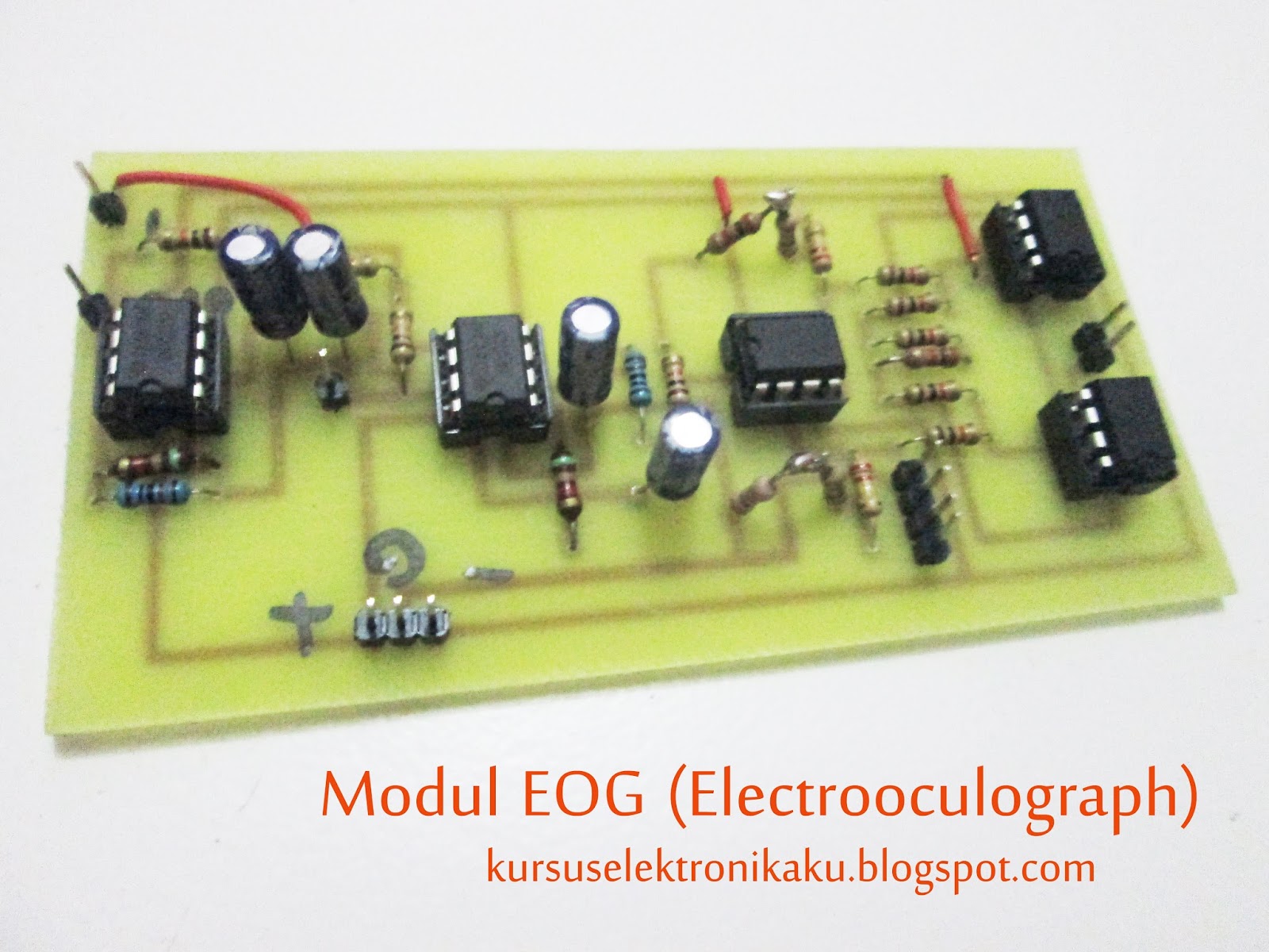 .: Membuat Alat Deteksi Gerakan Mata (EOG) Electrooculograph ...