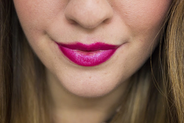 - Les jolis rouges à lèvres Super Lustrous de Revlon ! | La vie en ...