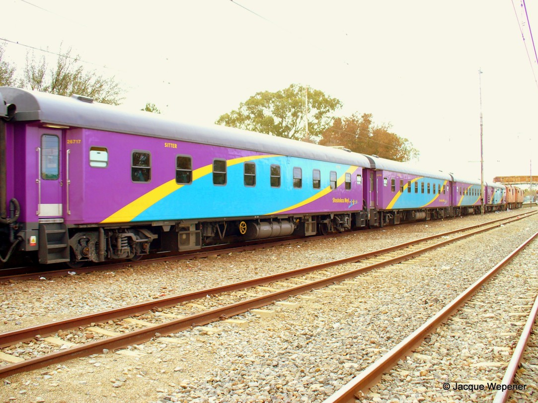 South African Railway News: Trans Karoo at Bloemhof