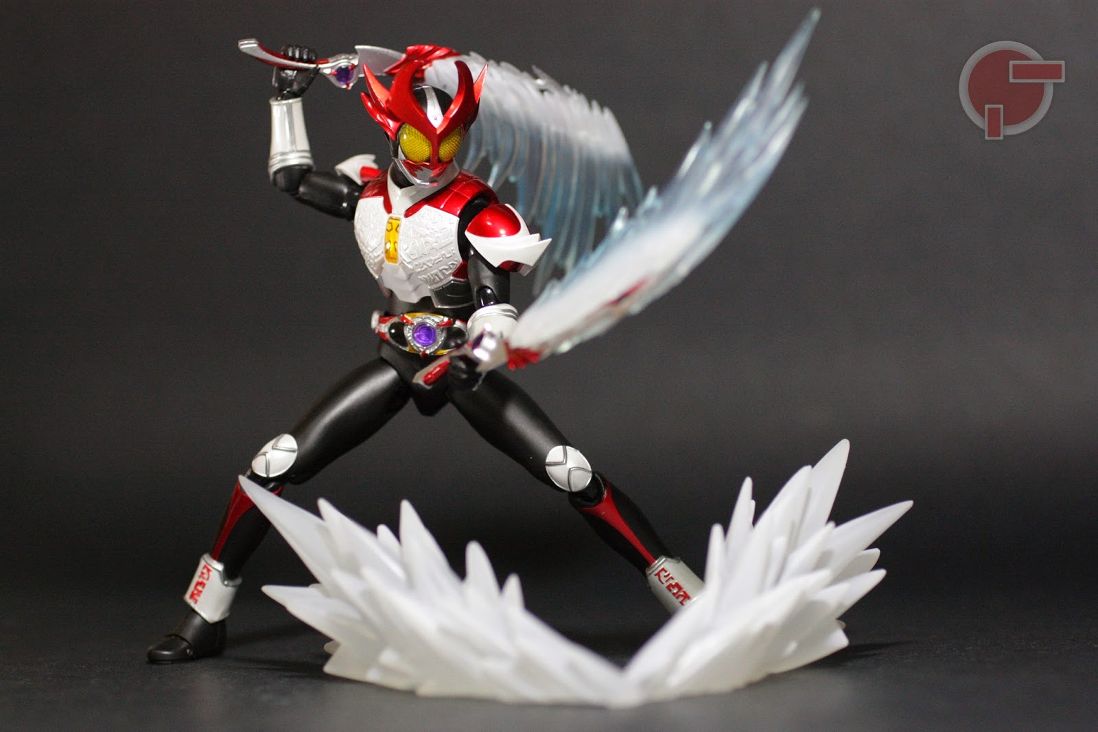 Firestarter's Blog: Toy Review: S.H. Figuarts Kamen Rider Agito Shining Form