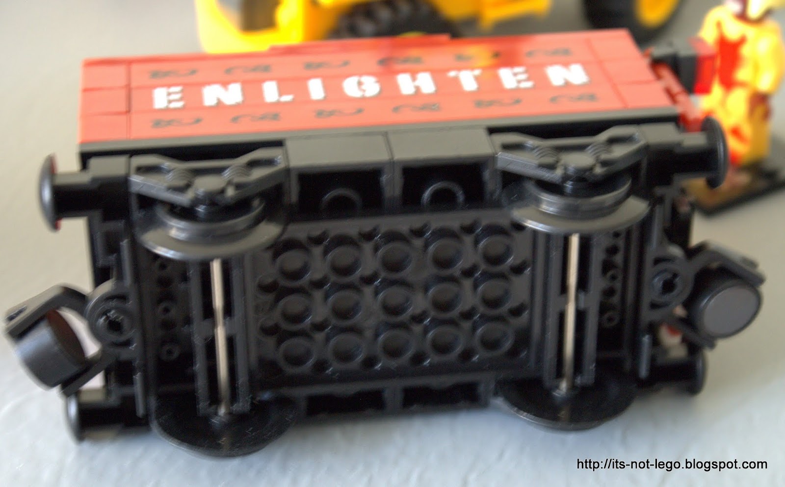 It's Not Lego: Enlighten 627 Not Lego Train Locomotive set review