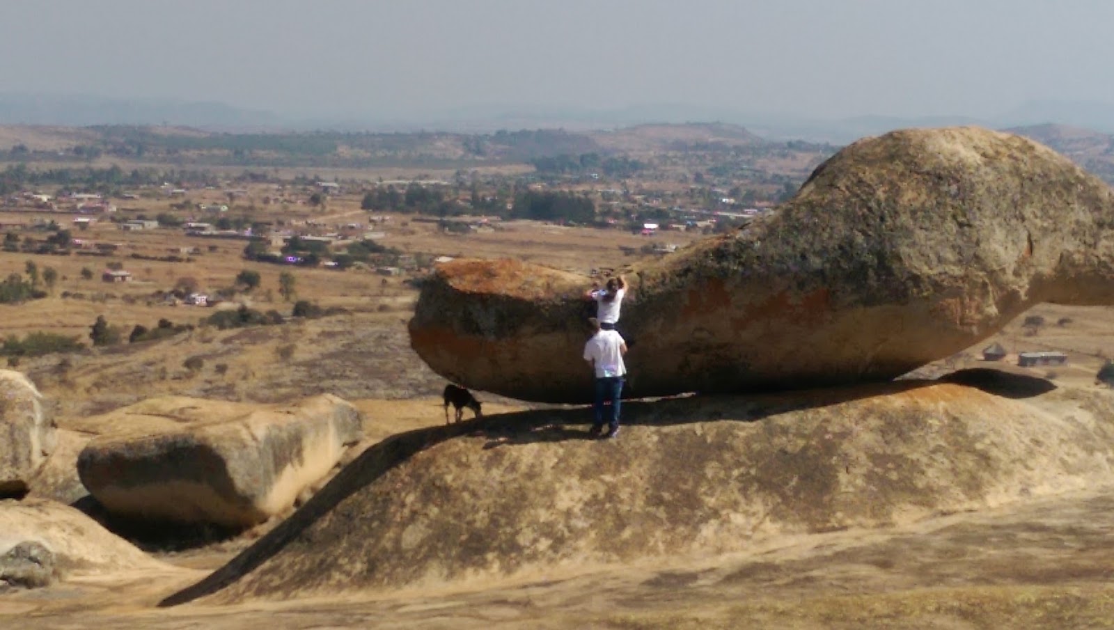 Arian in Zimbabwe : Domboshava Rocks