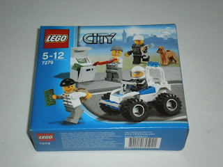 Toy A Day: #527 of Year 2 Lego 7279 City Police Minifigure Collection