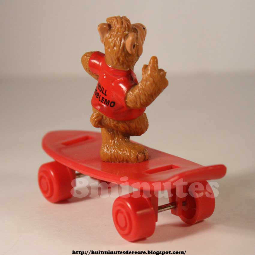 Huit minutes de récré: Alf au skate