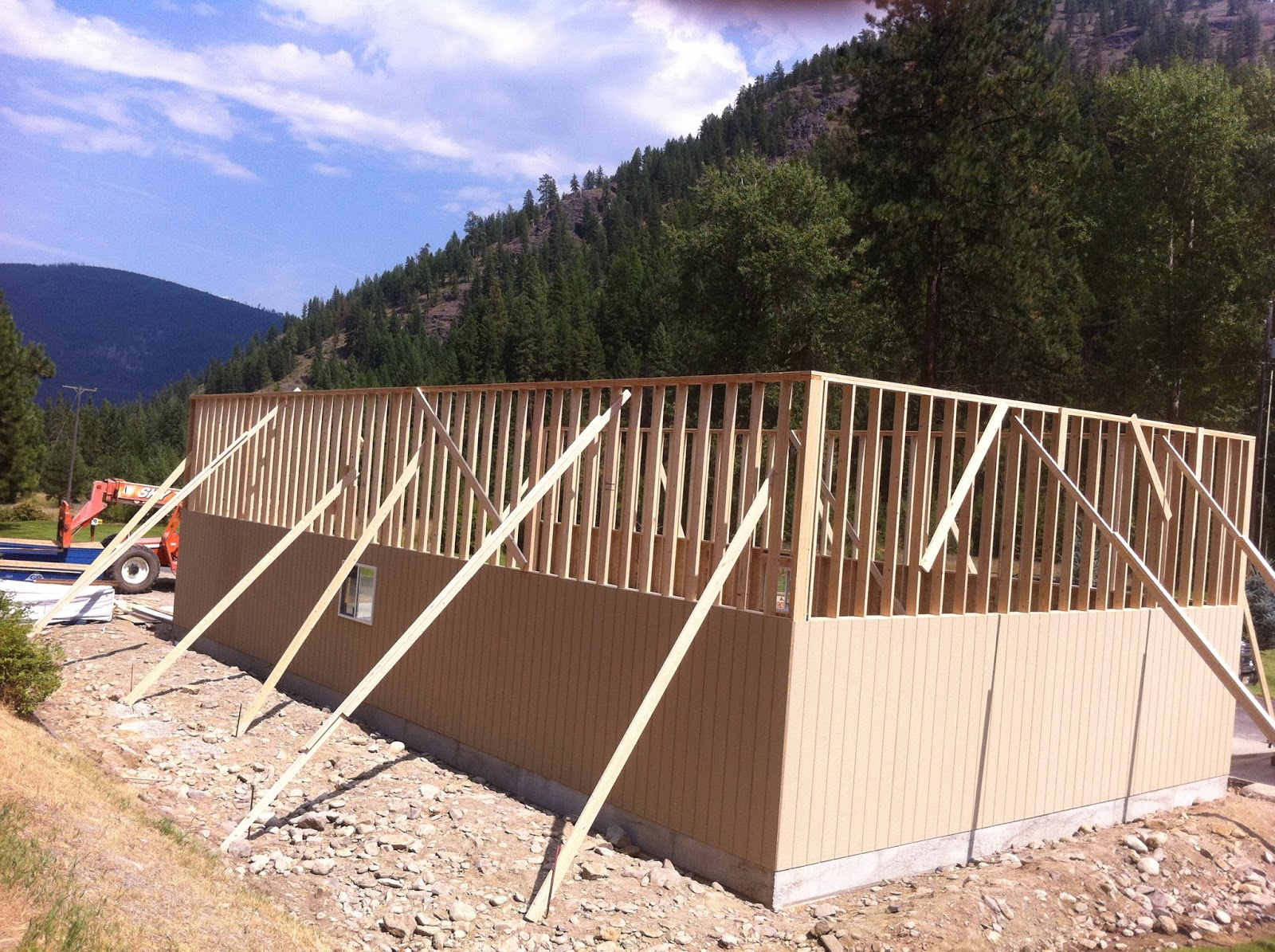 Schwartzkopf RV Garage - by Reed Mountain Construction, Inc.: August 9 ...