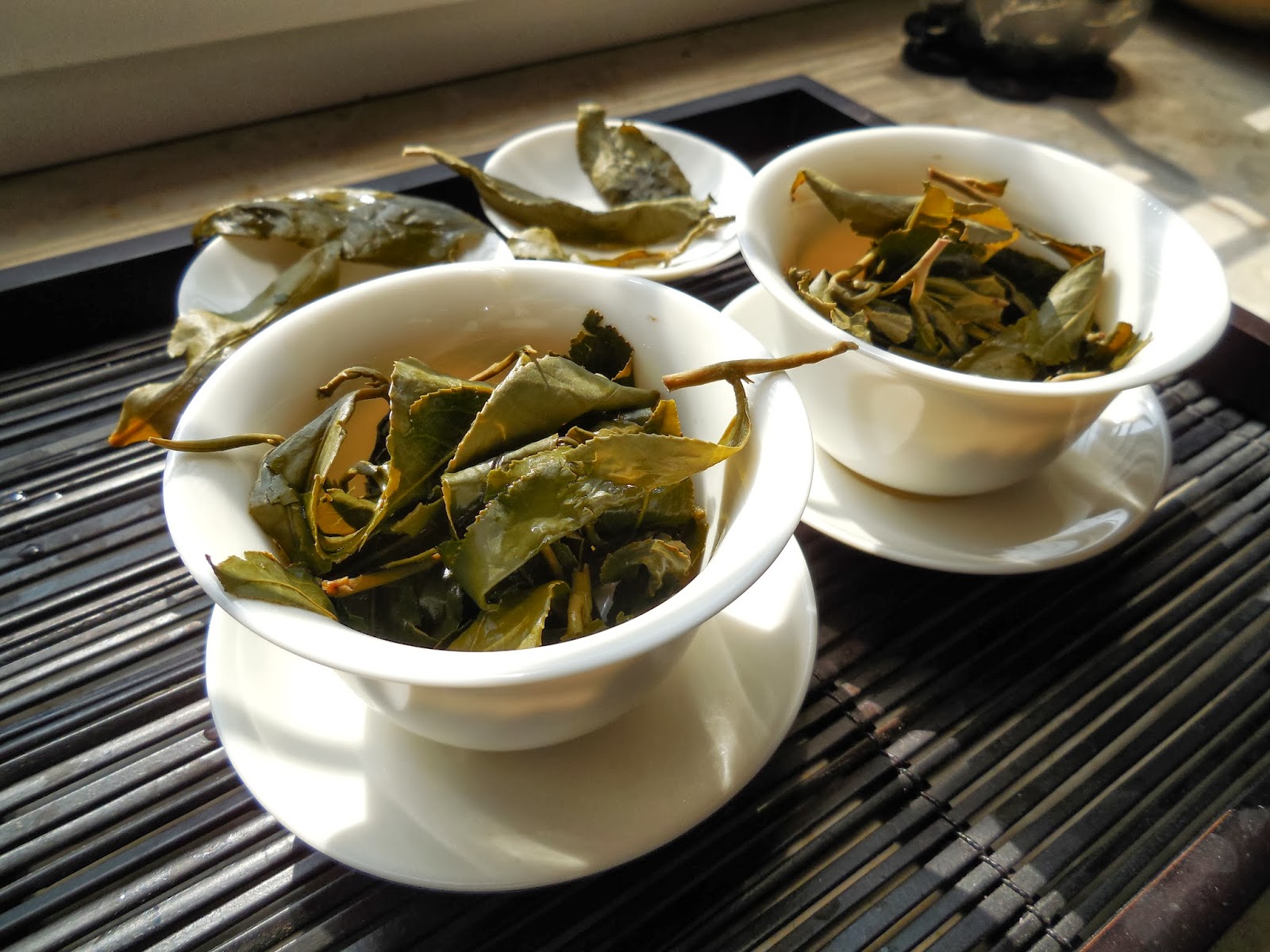 Miss Tea Delight 茶悅人生: Bou-Tea-que review: Da Yu Ling & Li Shan Spring ...