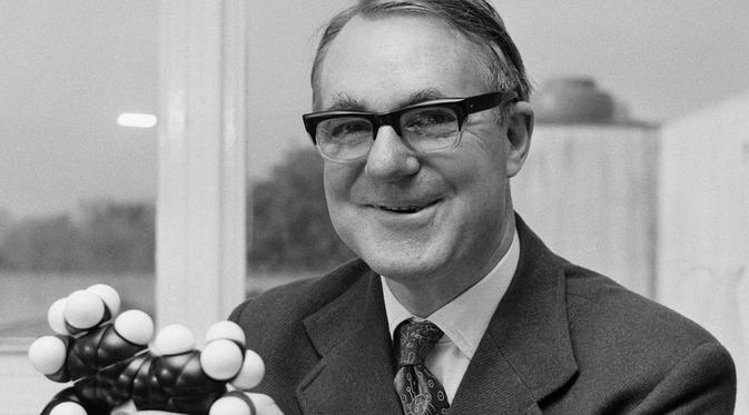 Google Rayakan Ulang Tahun ke-100 Sir John Cornforth, Siapa Dia ...