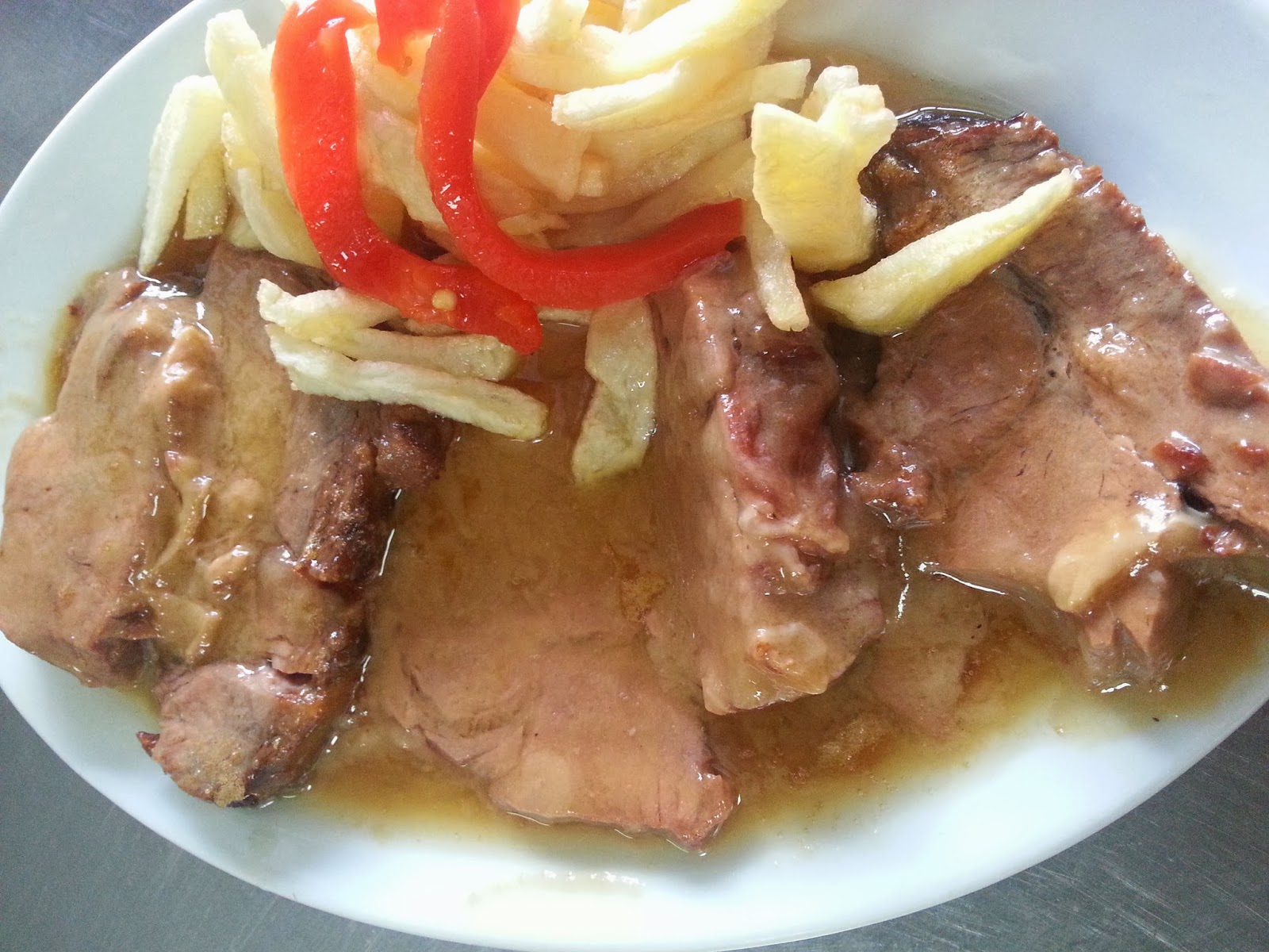 Carne de ternera de la raza Asturiana de los Valles. Embutidos y ...