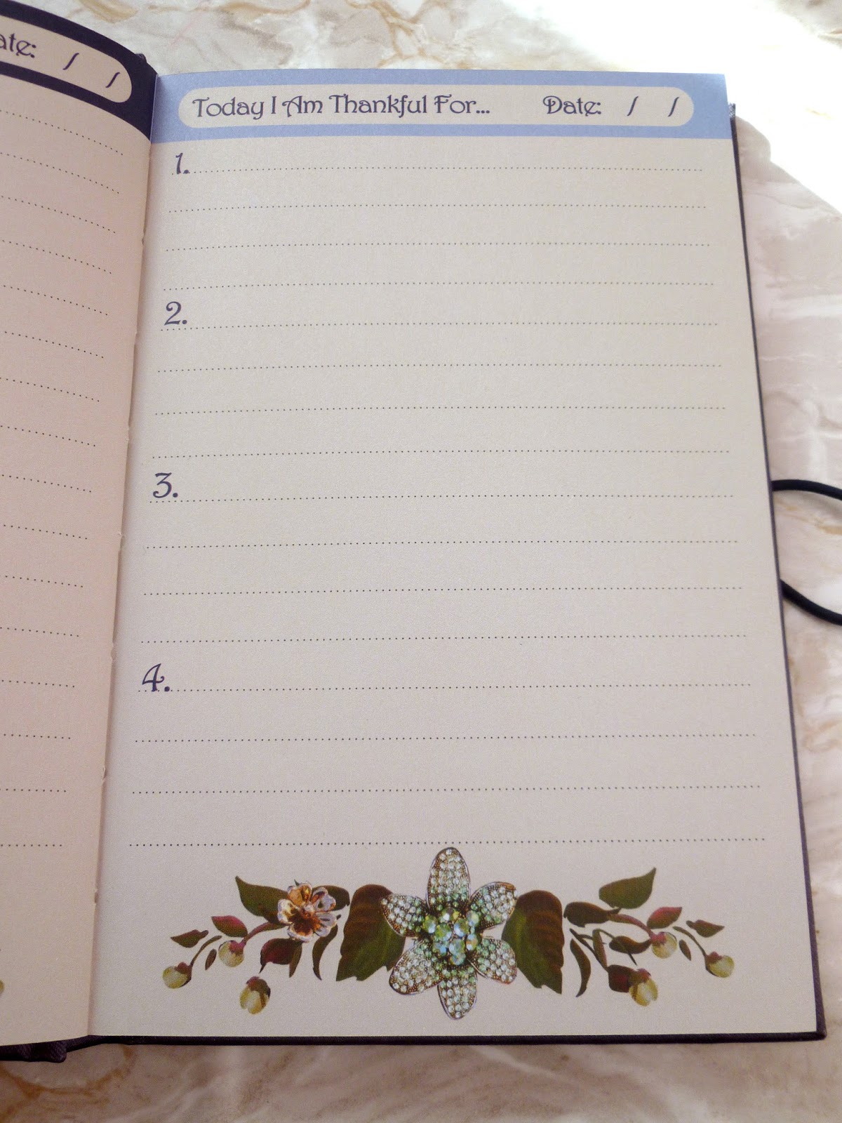 My Thankful Journal | Mammaful Zo: Beauty, Life, Plus Size Fashion & More