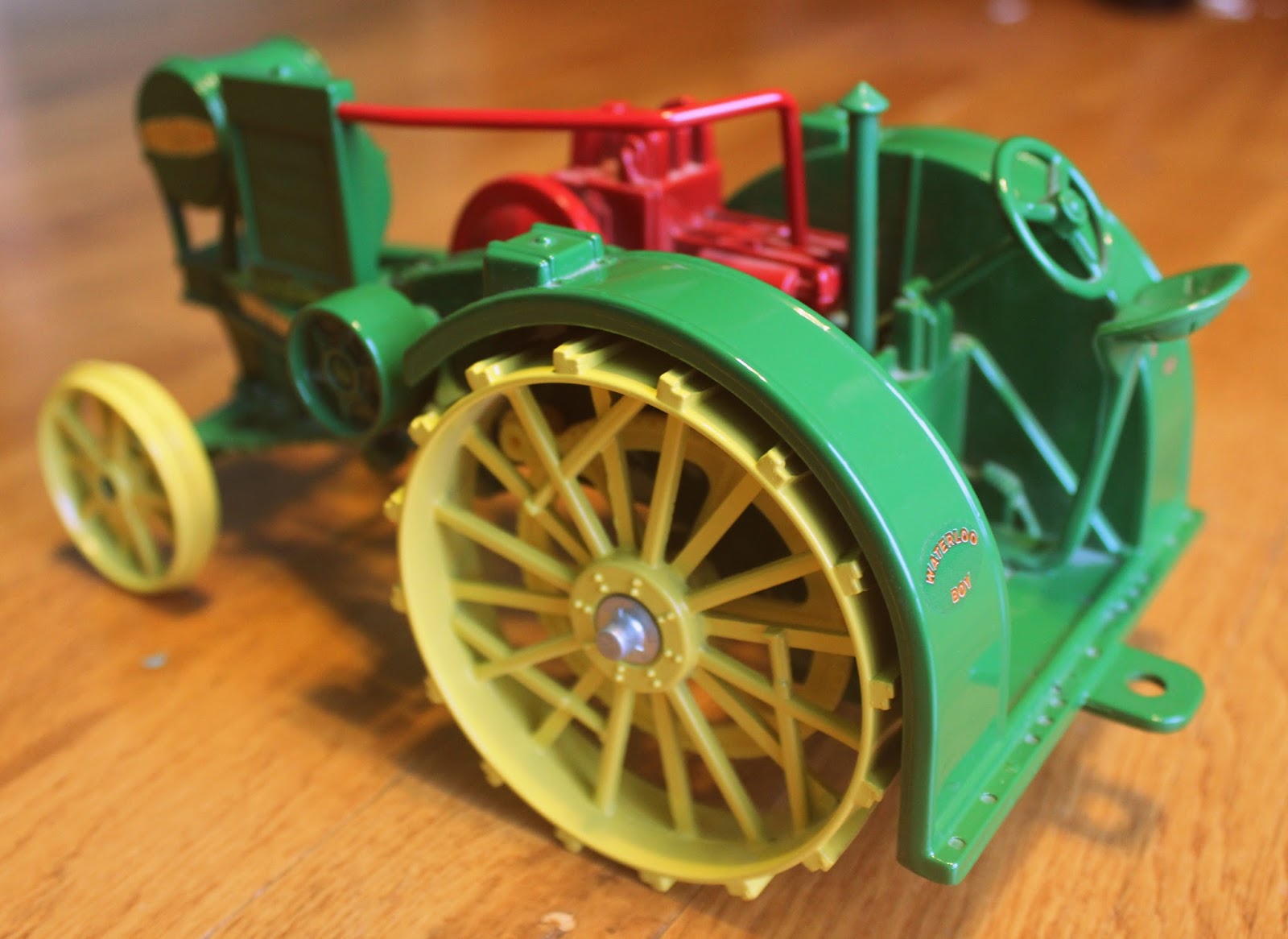 Spoelman Family Toy Tractor Collection: 1915 Waterloo Boy Model "R" Tractor