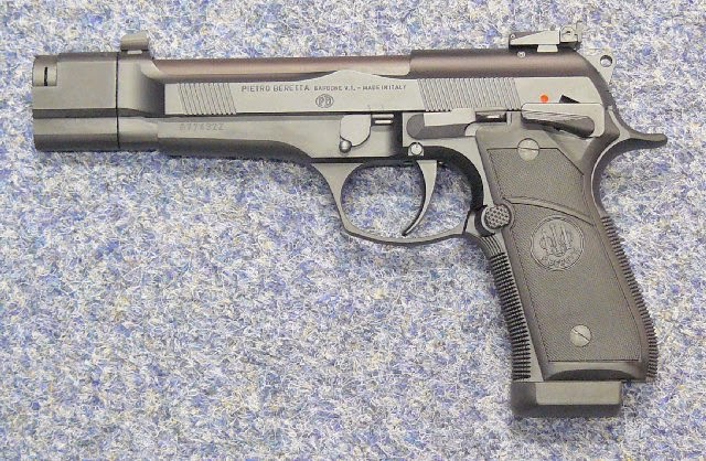 Armas de Fuego: calibre 9 mm parabellum