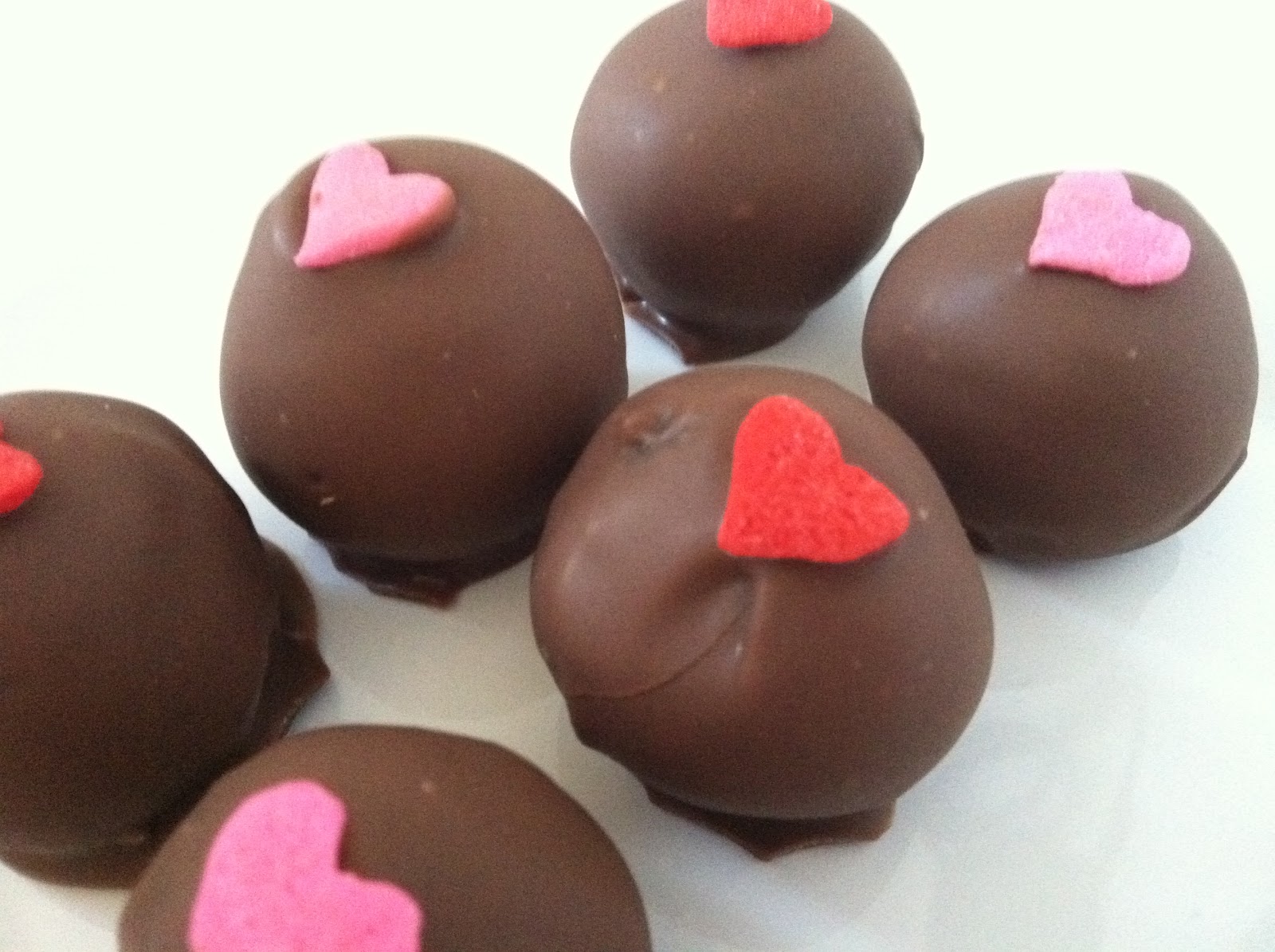 The Weekly Sweet Experiment: Cake Balls and Awards