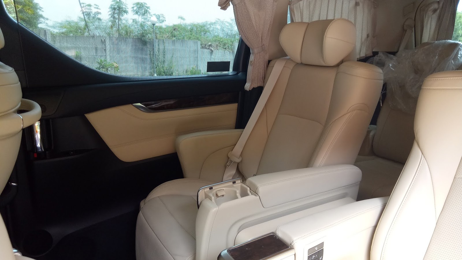 Annur Rent Car 0851 0099 5161