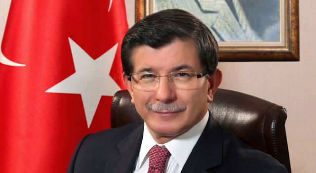 Ahmet Davutoğlu Kimdir? Ahmet Davutoğlu'nun Hayatı