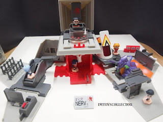 im toys collector: Welcome to the Nerv Headquarters