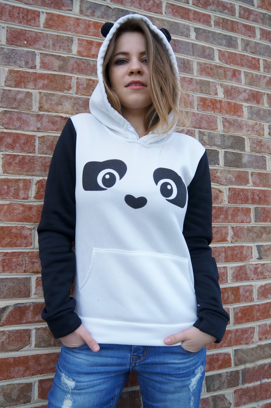 Shenaniganska: WEEKEND STYLE: PANDA HOODIE