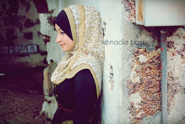 Anak Incik Mokthar: 10 Blogger Tercantik dan Famous