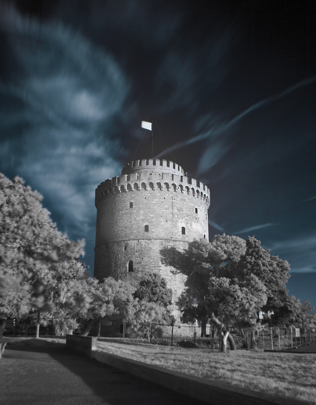 ΙΣΤΟΡΙΑ ΕΛΛΗΝΙΚΗ ΚΑΙ ΠΑΓΚΟΣΜΙΑ : ΛΕΥΚΟΣ ΠΥΡΓΟΣ ή ΠΥΡΓΟΣ ΤΩΝ ΛΕΟΝΤΩΝ