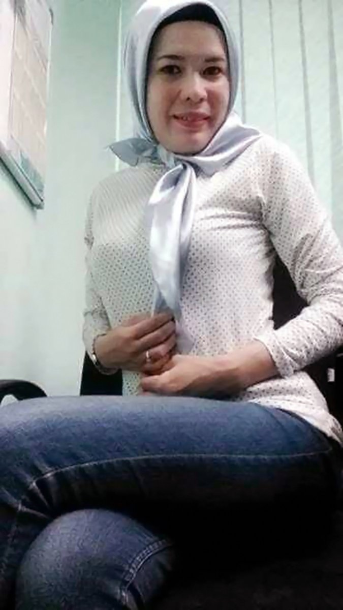Berjilbab Tapi Binal Banget Ini Cewek Memang | Skandal Foto Bokep ABG | Situs Film Porno dan ...