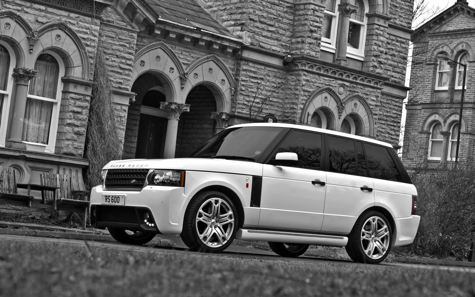 Range Rover Vogue - Kahn Design 2011-Car Wallpaper ,Car Pictures