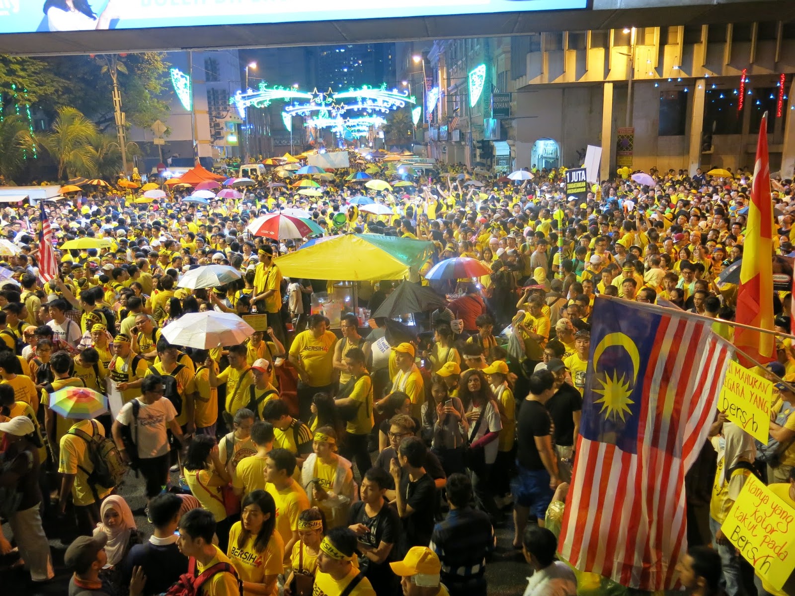 PROHAM PRESS RELEASES: ROUNDTABLE DISCUSSION ON THE RIGHT TO FREEDOM OF ...