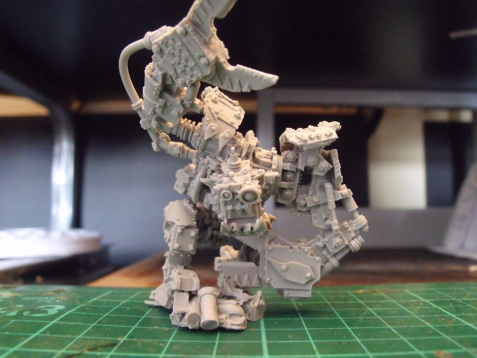 Limited Edition Warhammer models: Forge World LE models - Ork Runtbot ...