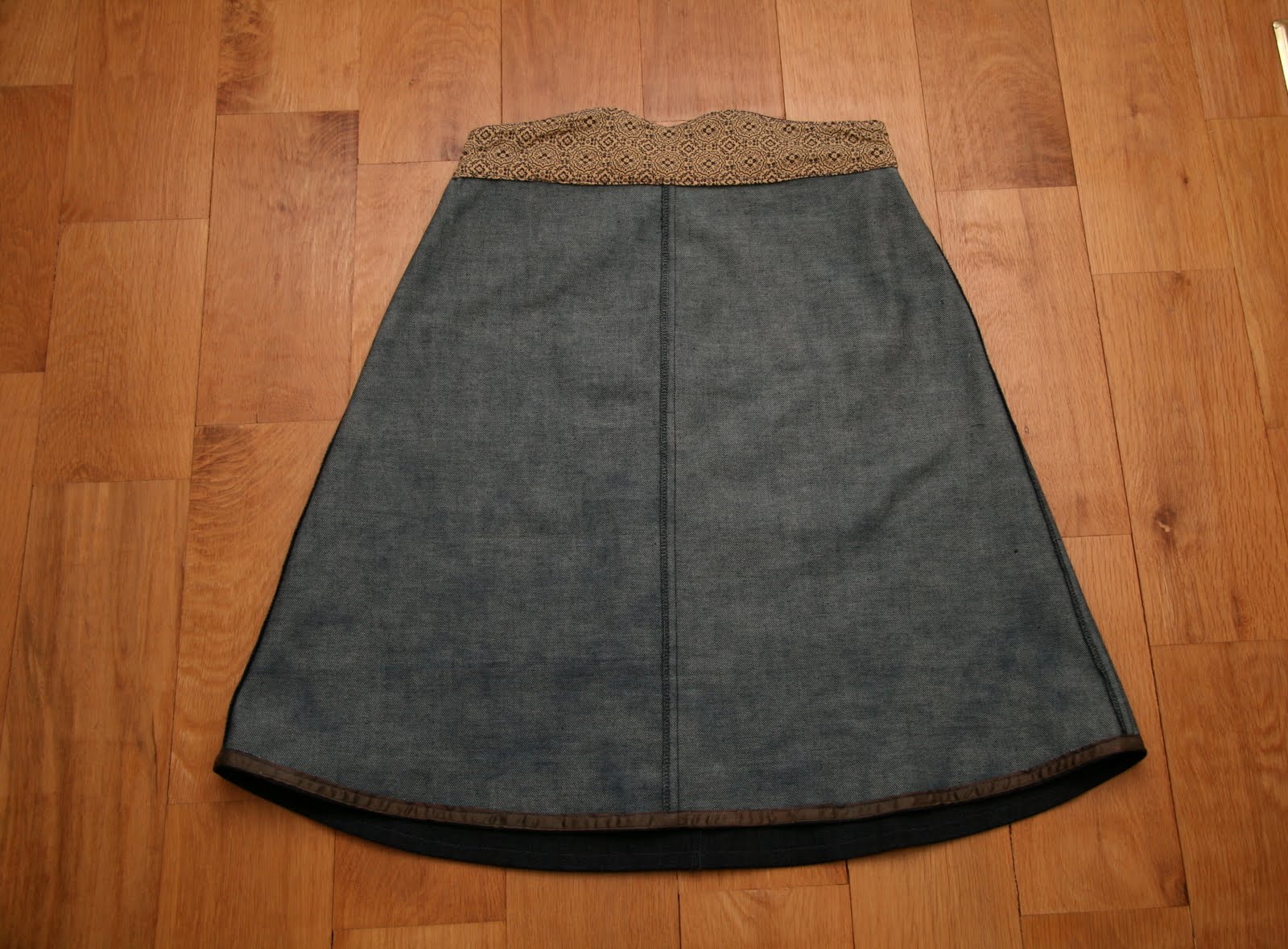 K-Line: Holiday Sewing: Ginger Skirt