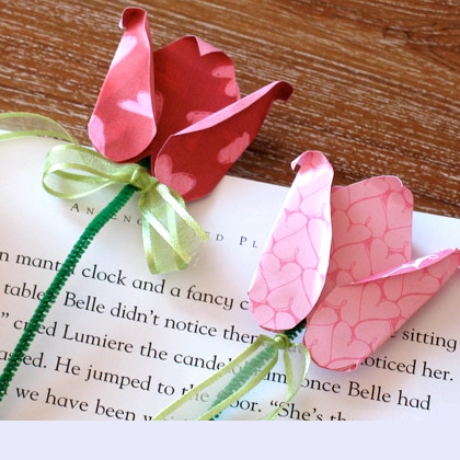 Paper Flower Bookmarks | Munchkins and Mayhem