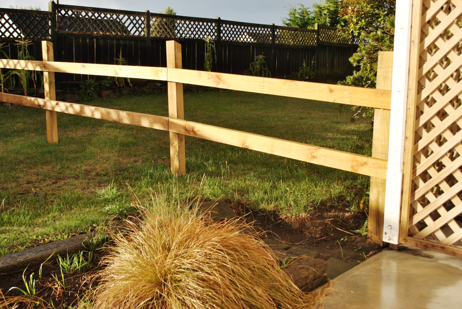 DIY Kiwi: Building a low fence