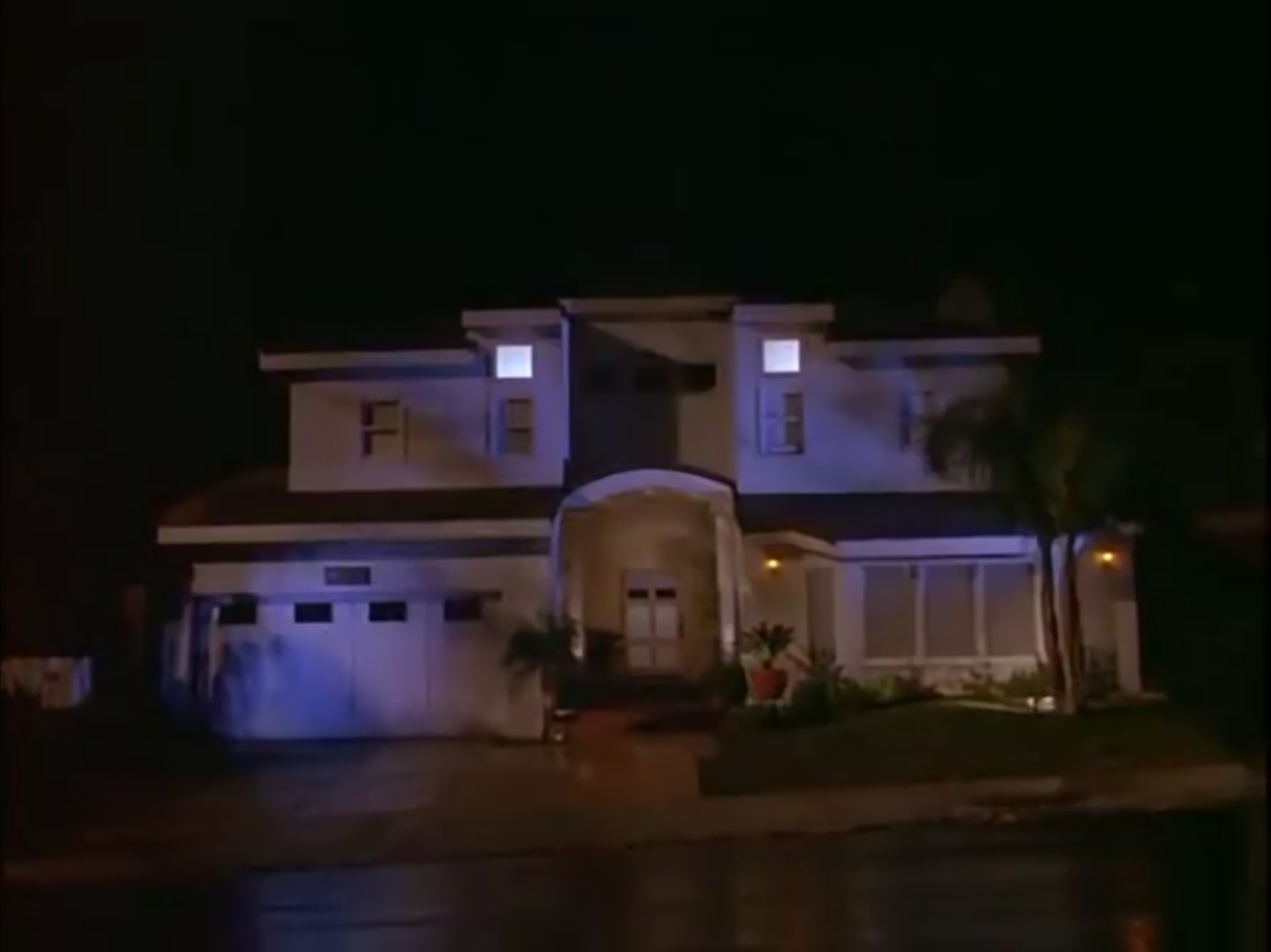 Senseless Cinema: "A Pyromaniacal Nazi Down the Hall" - Amityville: It ...