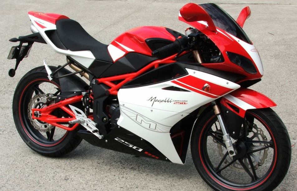 Daichii Megelli 250R | Belog-Santai-Bikers