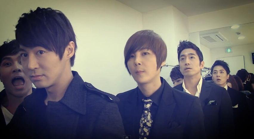 FANS KOREAN MUSIC AWARDS 2013: LOS REYES DEL KPOP ( SHINHWA)