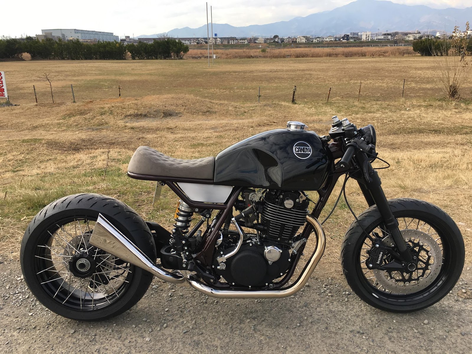 "the Absolute" Sr 400 / Candy Motorcycle Laboratory
