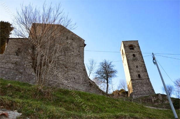 Giro-Vagando per la Garfagnana.. e oltre : Sassi ( Molazzana )
