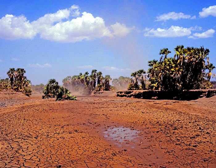Fascinating Humanity: Kenya: Dying River