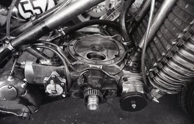 OddBike: König 500 GP - Outboard-Powered Underdog