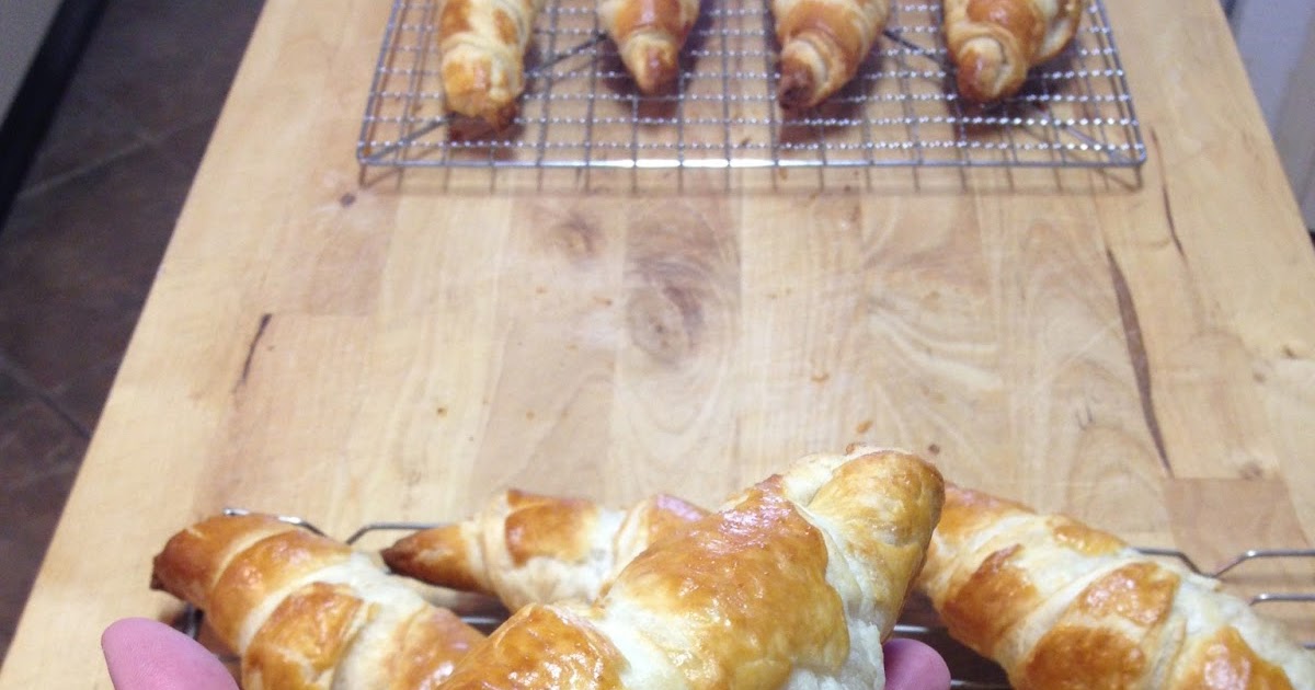 Tracy Cooks in Austin: Croissant method slideshow...