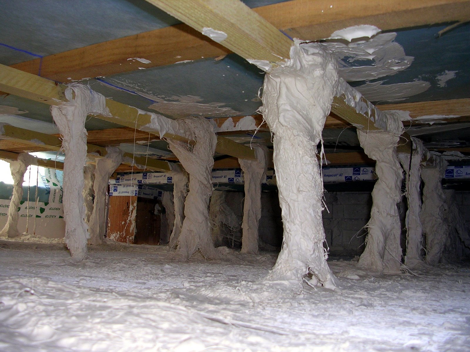 Ecopôle Lavaur: Pose du plafond en staff