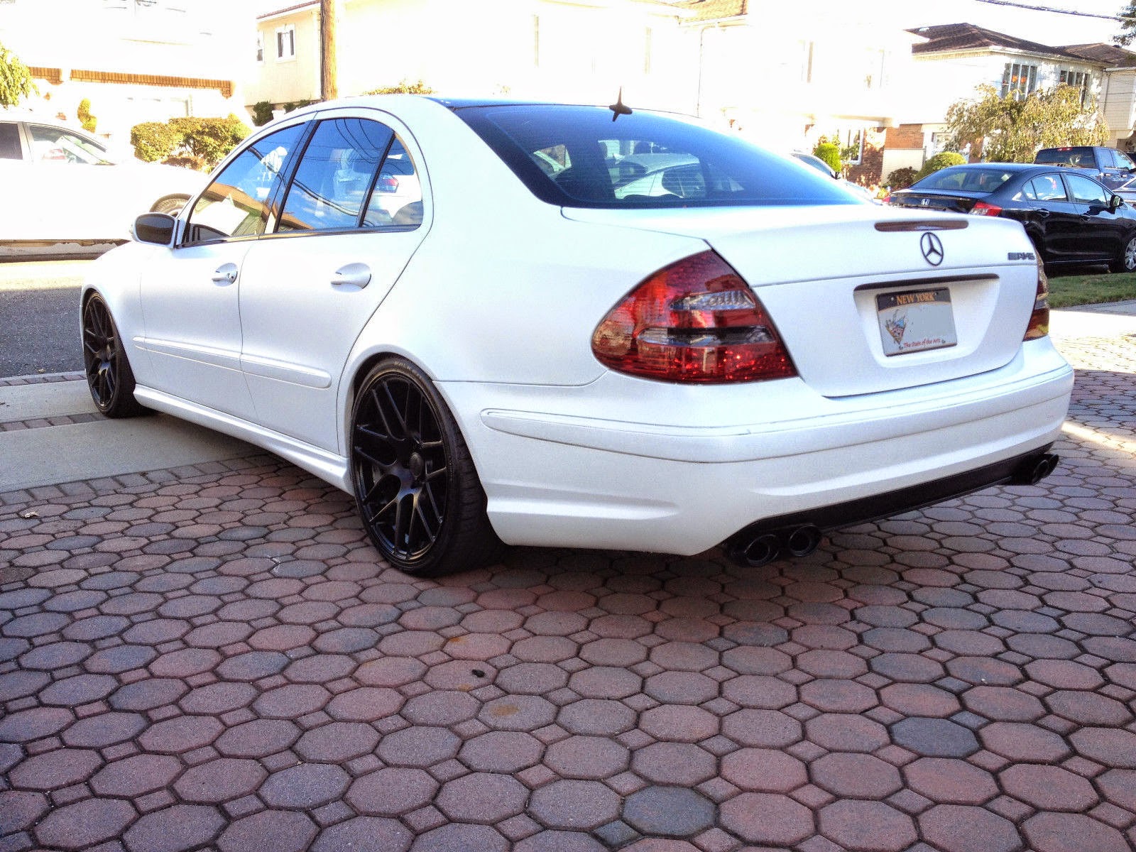 Mercedes-Benz E320 W211 E63 AMG LOOK | BENZTUNING